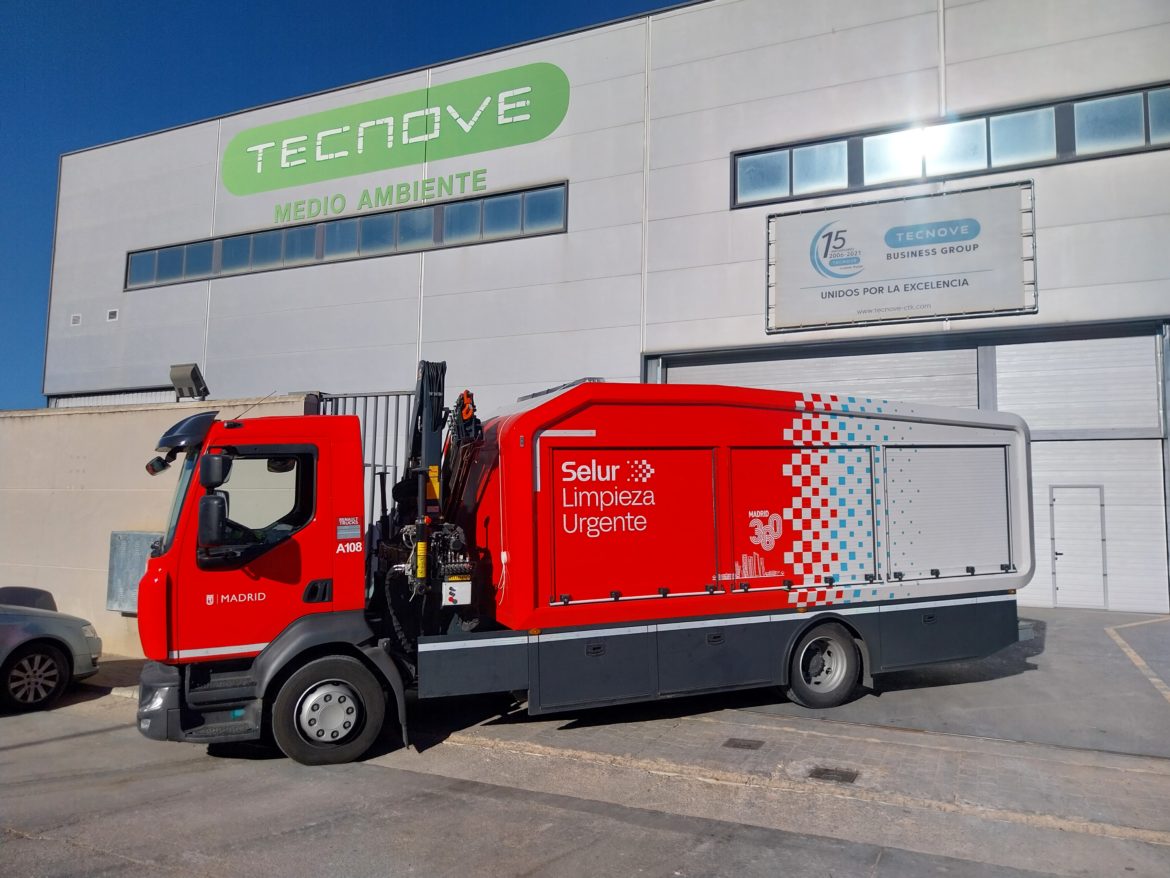 Delivery of 7 Custom-Built Vehicles for SELUR - Tecnove CTK